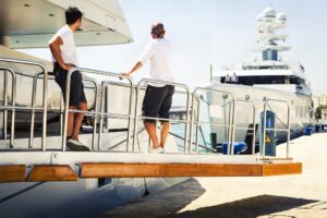 What Is a Yacht Deckhand: Roles and Responsibilities at Sea - Seven ...